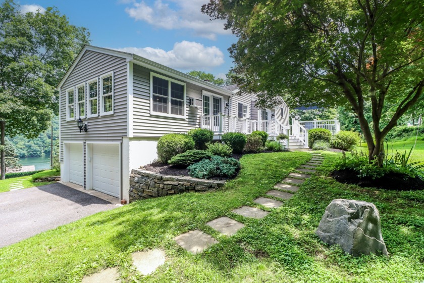 21 Lillinonah Drive, Brookfield, CT 06804, 6449523