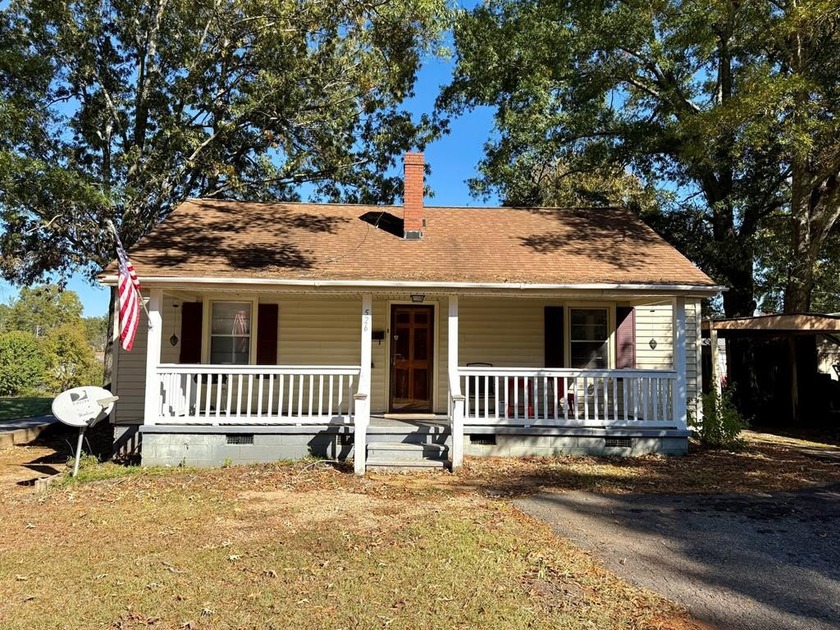 526 Kershaw St, Calhoun Falls, SC 29628, 7088045