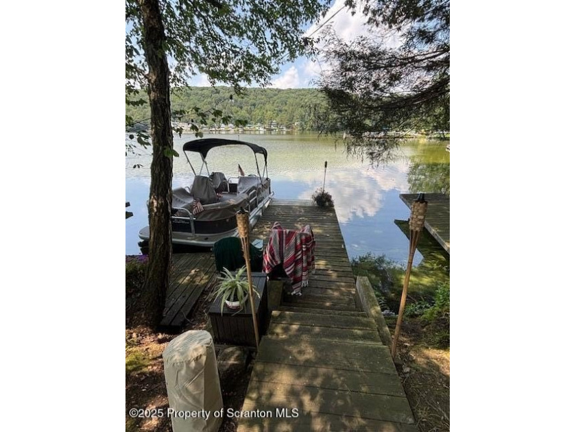 Lewis, Nicholson, PA 18446, 6539713