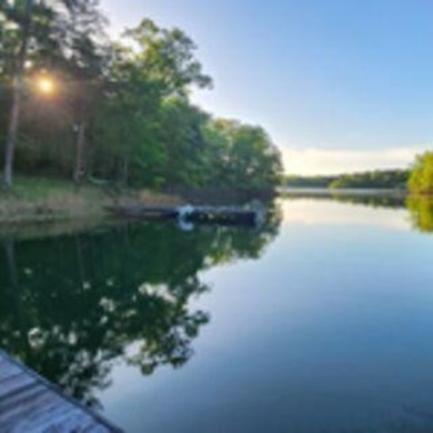 Lake Hartwell Homes for Sale Real Estate Lakefront Property GA,3