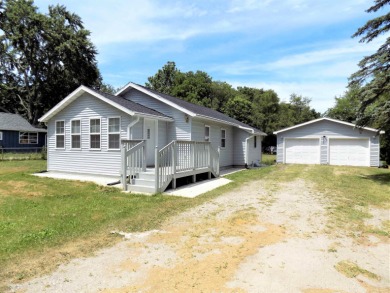 Simonton Lake Homes for Sale Real Estate Lakefront Property IN