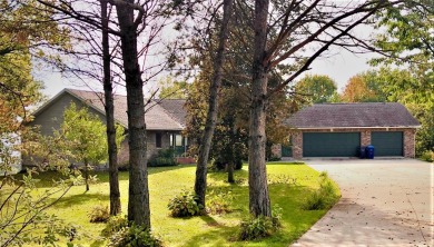 Iowa Lake Homes for Sale, Lakefront Real Estate